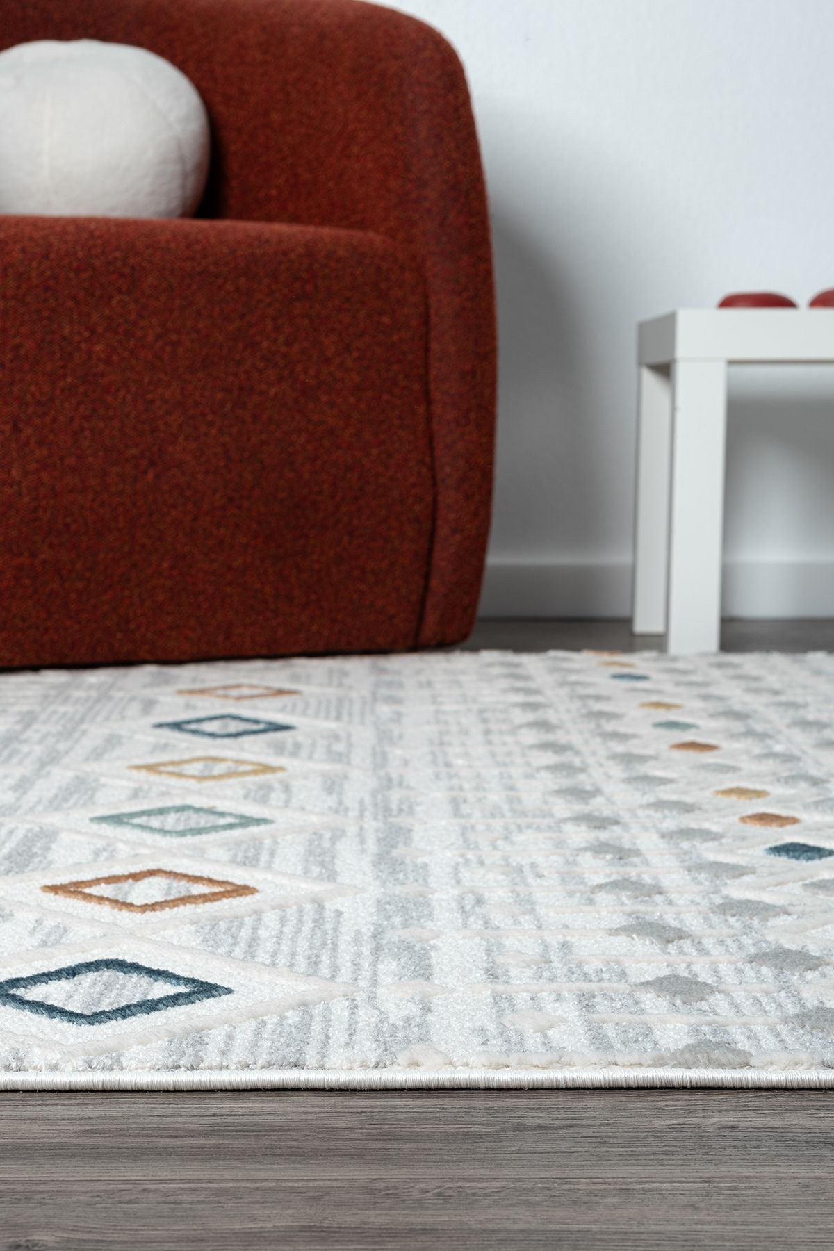 Koza Halı Lyon A0633A Multi – Halıcı Bayan